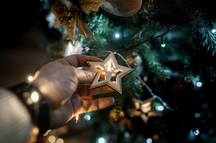 The Evolution of Artificial Christmas Trees: From Silver Tinsel to ...